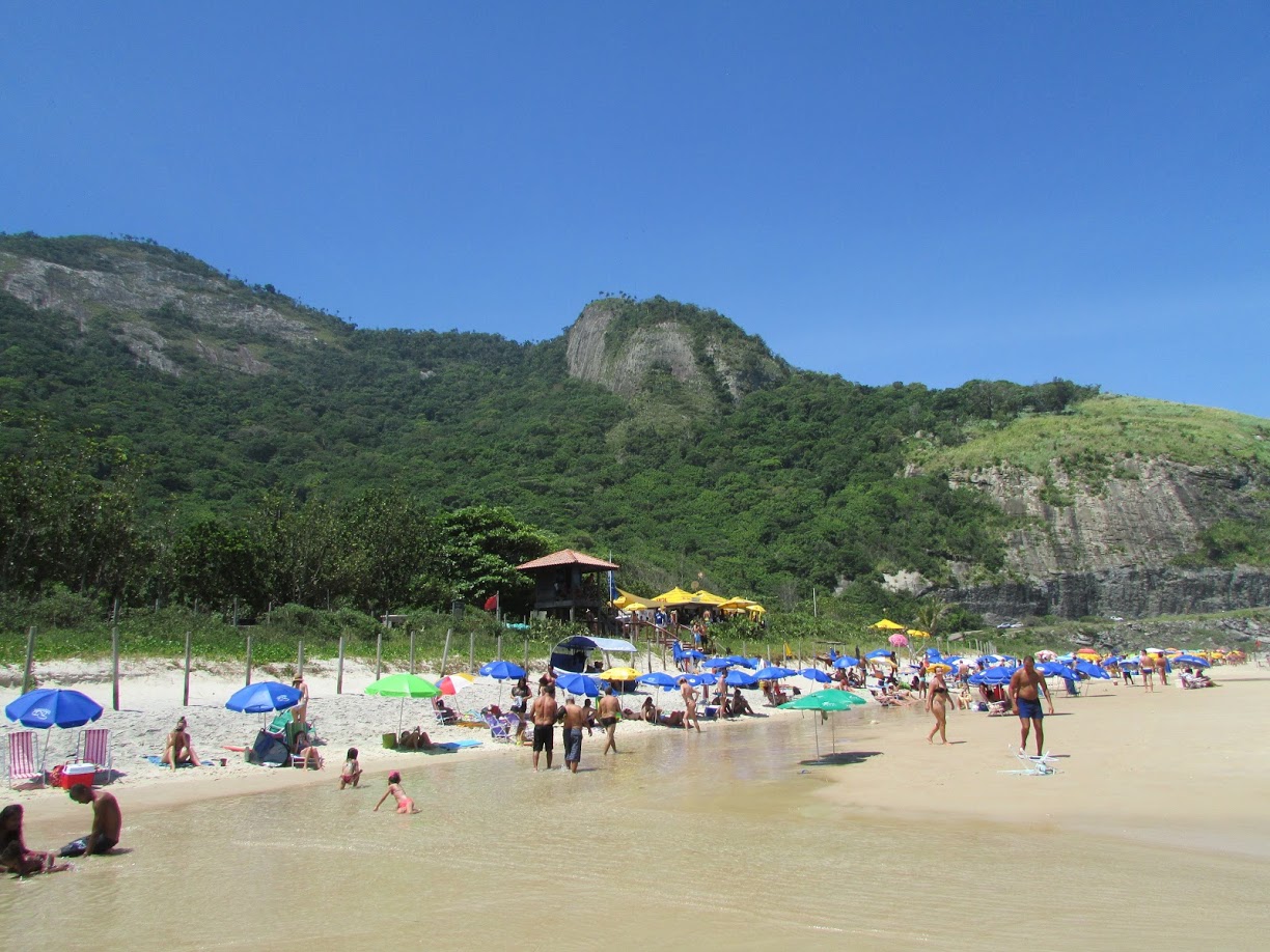 Mergulhe na encantadora Prainha, no Rio - TurismoETC